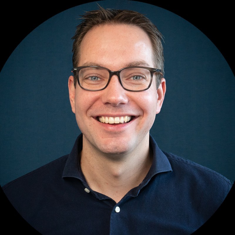 Axel Josh – Stappen zetten met data